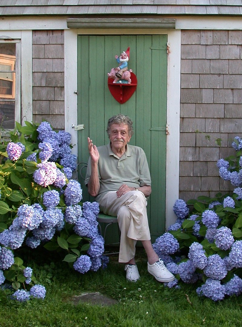 Vonnegut: "Somos lo que fingimos ser" - Eterna Cadencia